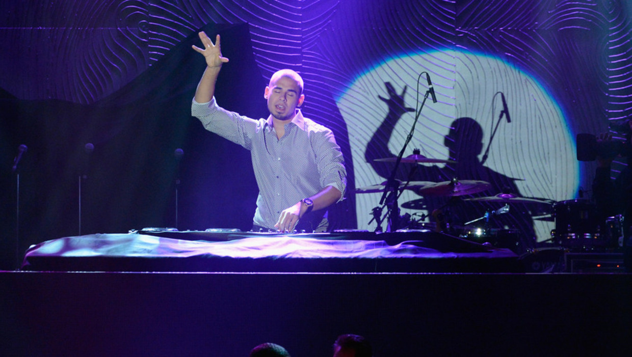 Afrojack rijdt al met nieuwe Ferrari na crash gisteren | De Morgen