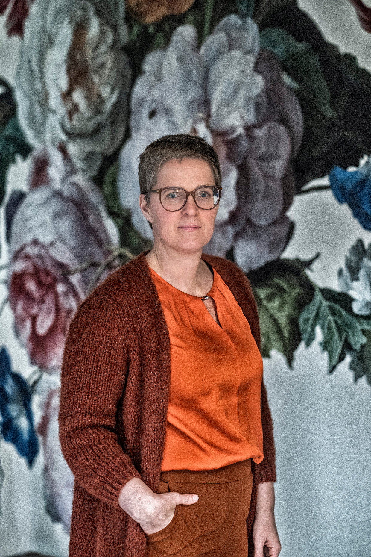 Ook journalisten en politici waren verkocht: Elke Van Hoof verdiende ...