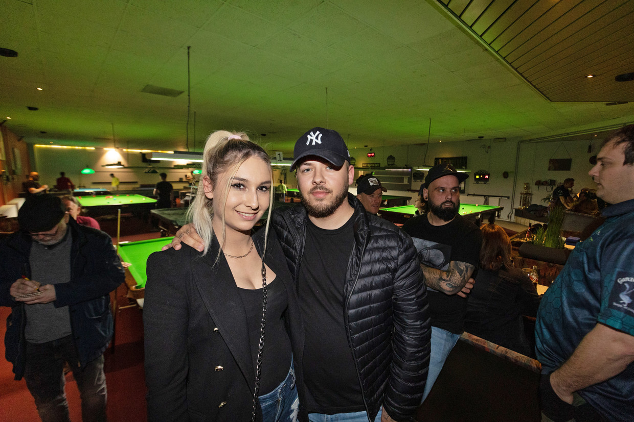 Luca Brecel: ‘Tijdens het WK ben ik een keer of drie overgevlogen om ...