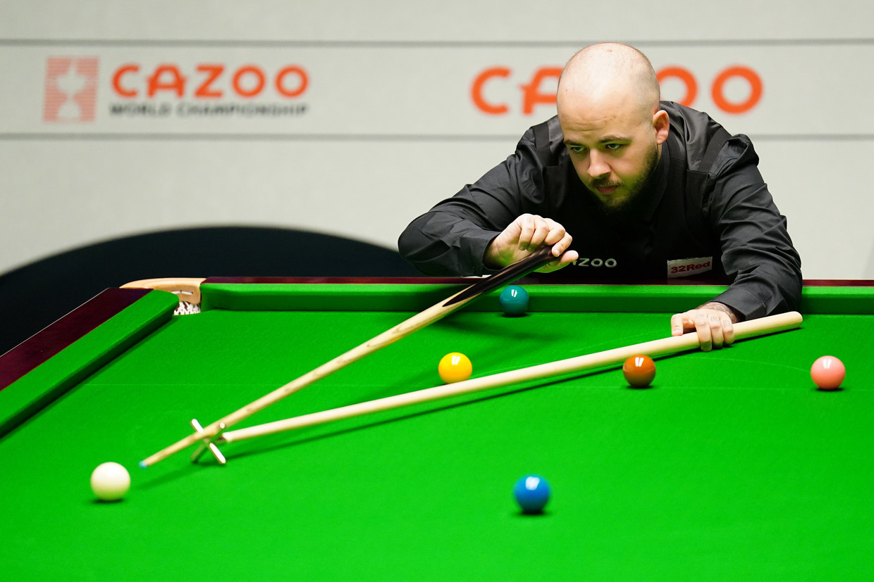 Luca Brecel plaatst zich voor halve finale van WK snooker: ‘Luca is de ...